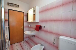 Quarto (S1) | Banheiro