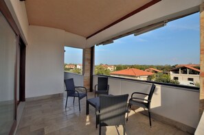 Apartamento (A1) | Varanda