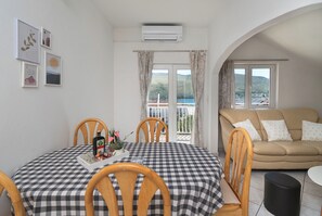 Apartamento (A1) | Restaurantes