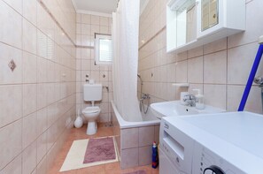 Apartamento (A1) | Banheiro | Chuveiro 