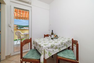 Apartamento (A1) | Restaurantes