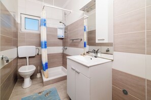 Apartamento (A2) | Banheiro | Chuveiro 