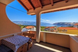 Apartamento (A1) | Vista para a água