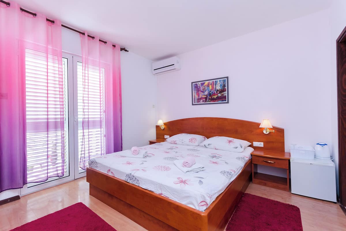 Quarto (S2) | Wi-Fi de cortesia