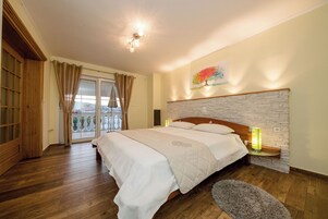 Apartamento (A4) | Cofre no quarto, ferro/tábua de engomar, Wi-fi grátis 