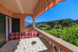 Apartamento (A1) | Sacada