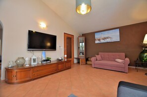 Villa | Sala | Lareira 