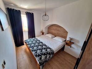 Apartamento (A1) | Ferro/tábua de engomar, Wi-fi grátis 