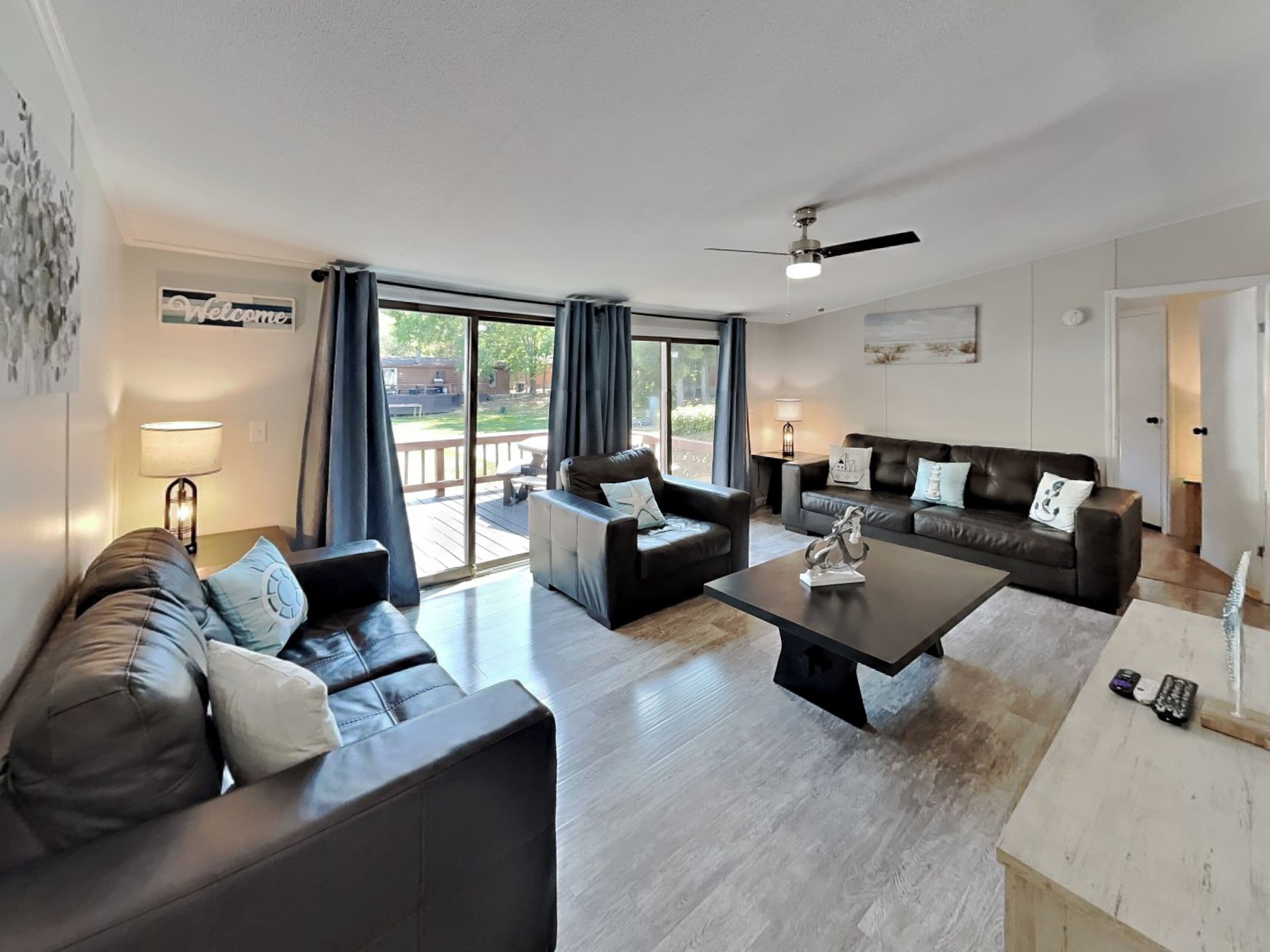 Right By Poolpure Vacation Mode | 8 Ppl | Ic21 - Put-in-Bay, OH