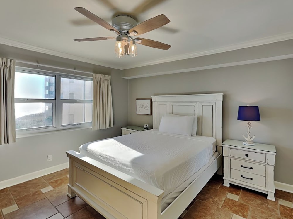 Regency Towers #407 East | Gulf-Front, Pool, Pickleball, Beach Access ...