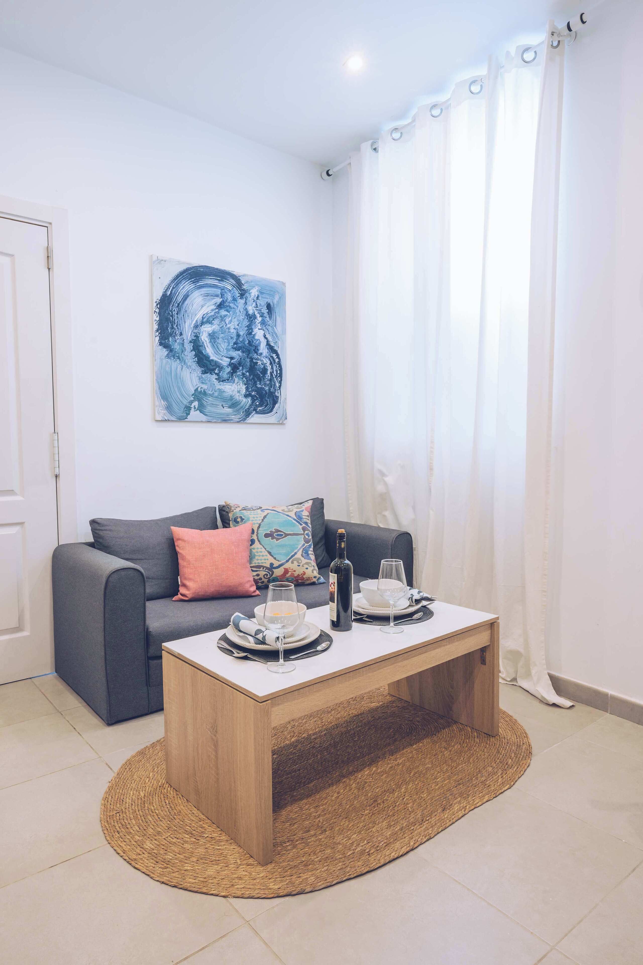 Charming 1br Apartment With Rooftop Terrace In The Heart Of The City - Algeciras