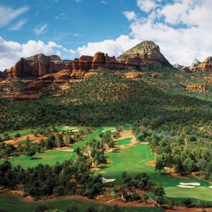 Vortex View –Luxury Sedona Retreat with Infinity Pool Game Room & Red ...