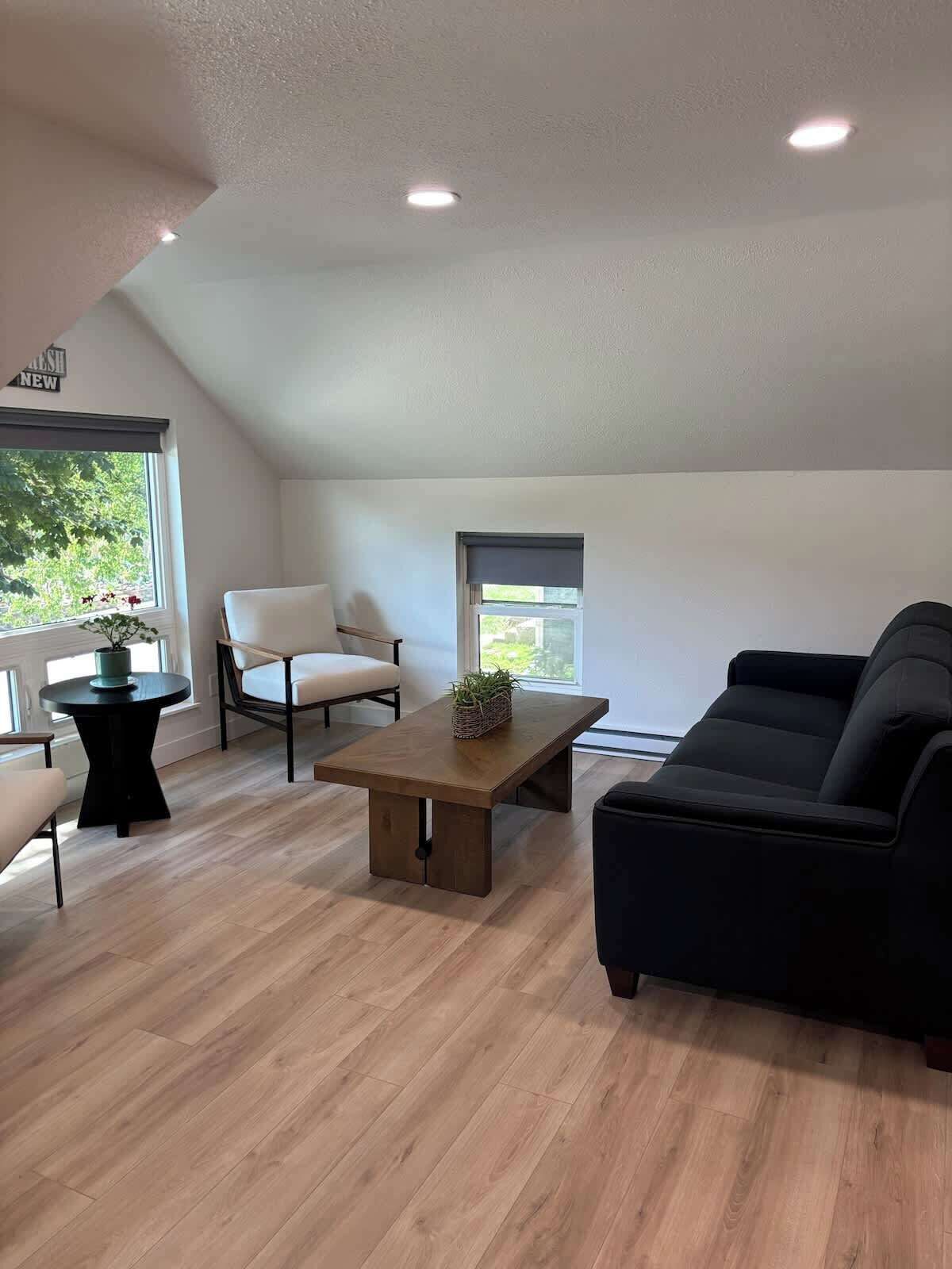 Cozy Retreat Near Spirit Lake, 1 Bd Sleeps 4 - Okoboji, IA