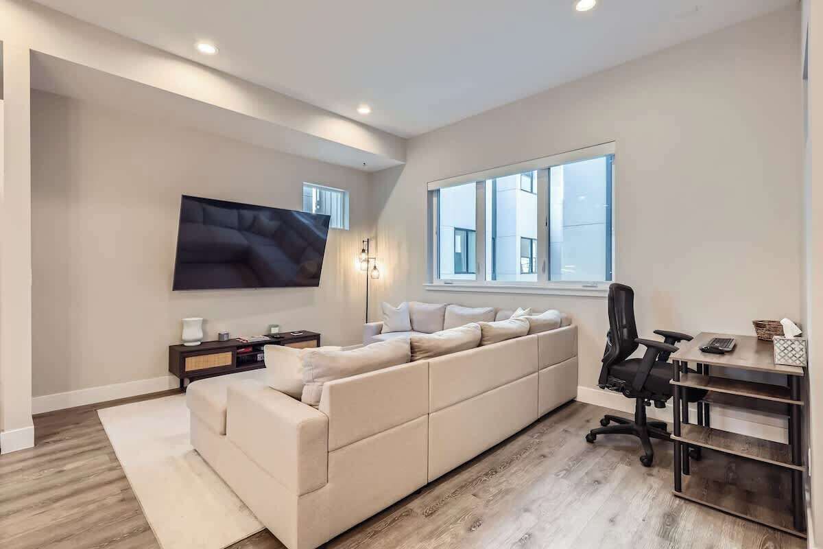 Luxe Rooftop Escape | City & Mountain Views - Okinawa