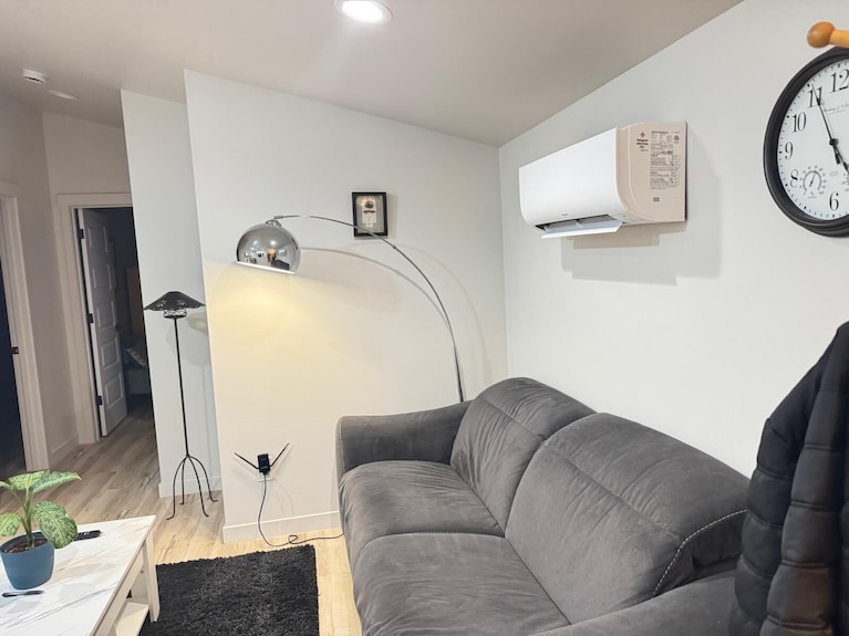 Brand-new Furnished 2br 1 Bath Unit. Central Tacoma - 塔科馬