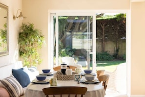 Casa | 3 quartos, internet de alta velocidade