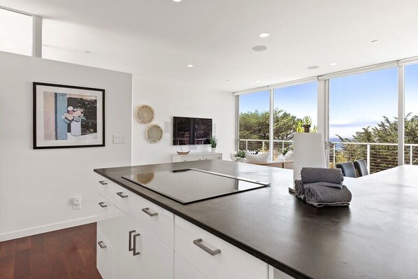 Marbella Lane - Cozy and Eccentric Design Home Reviews, Deals & Photos ...