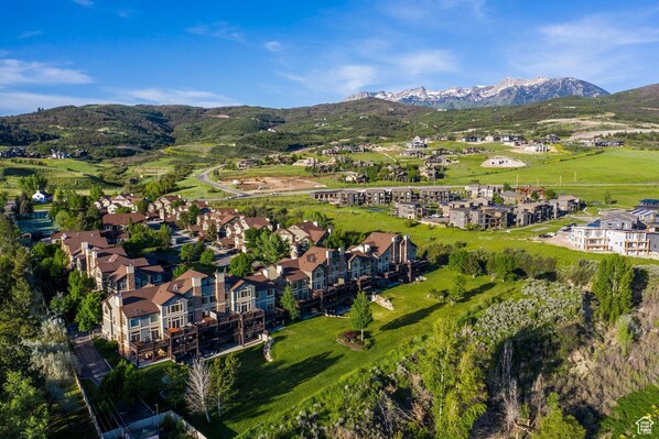 12 Min to Snowbasin | Hot Tub & Game Room | Sleeps 12 Reviews, Deals ...