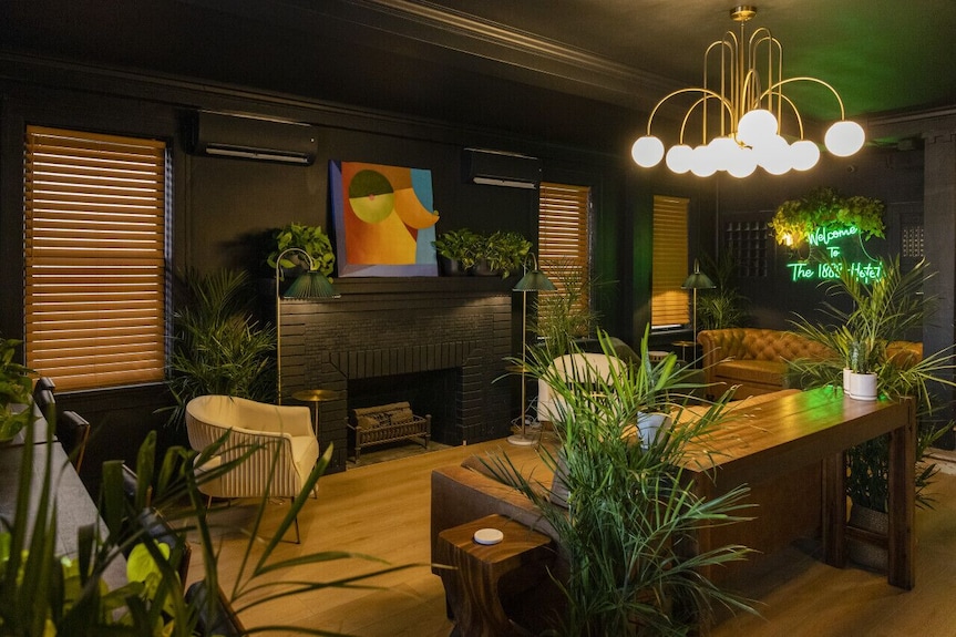 The 1888 Hotel 201(a/b) Lux King 1bed/bath - Florida