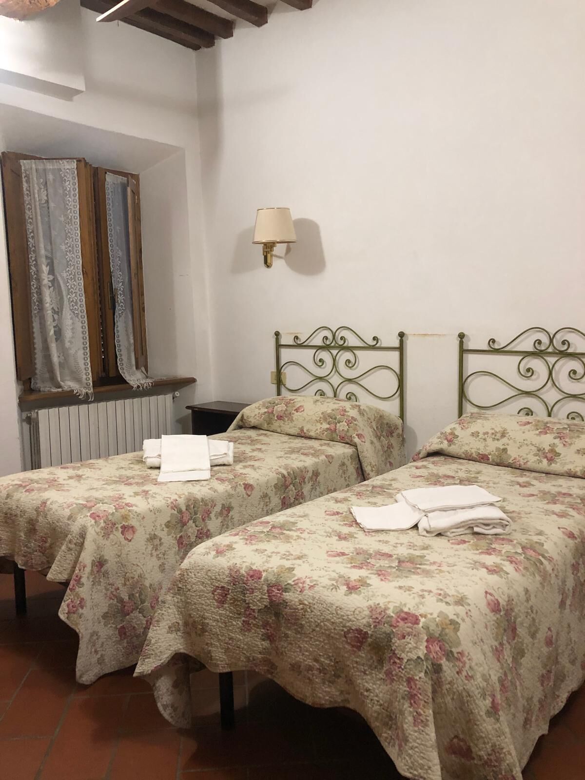 Quarto duplo clássico | Wi-Fi de cortesia