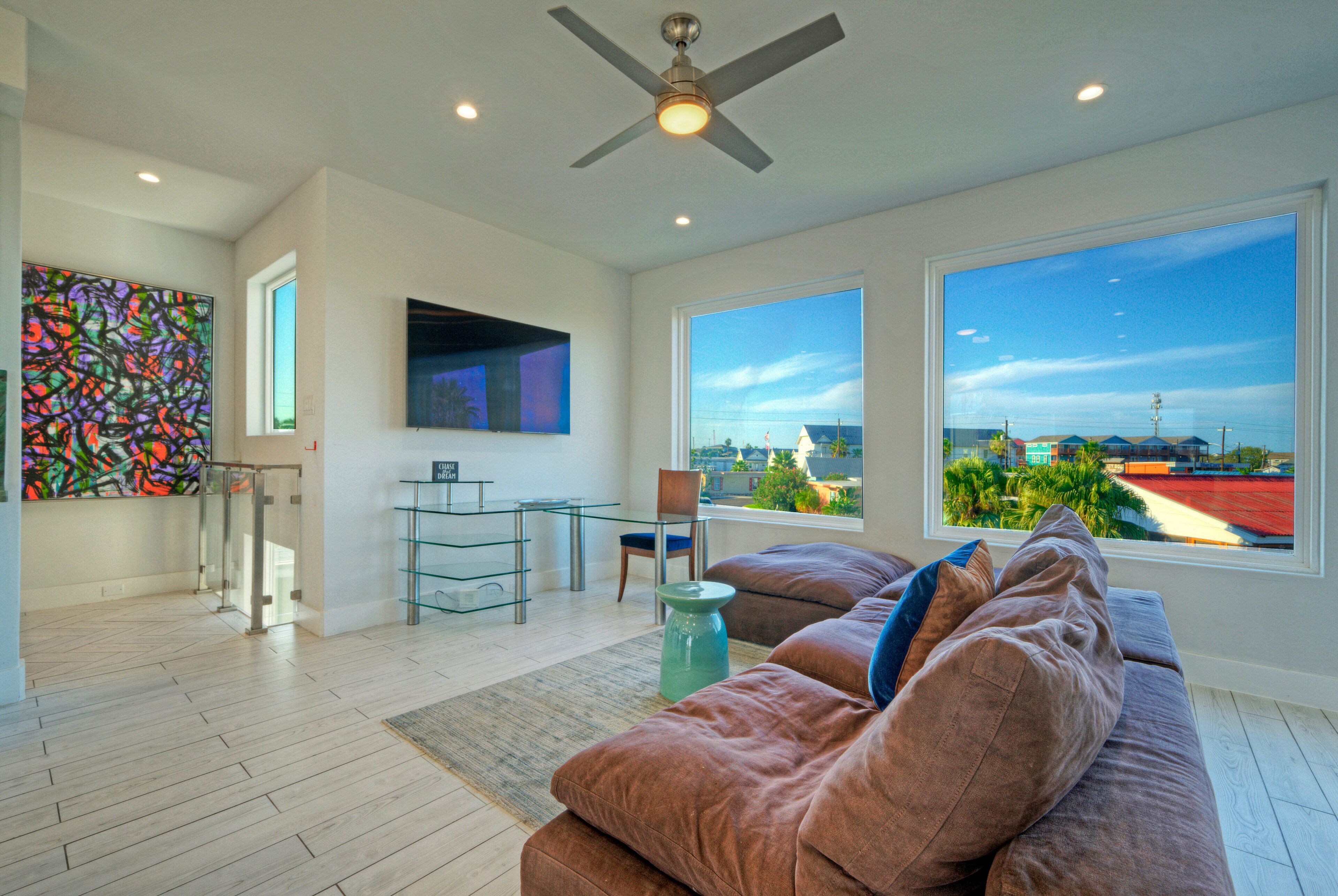 4 Homes, Sleeps 17 | Private Yards, Firepit, Walkable Location | Spanish Village - Aransas Pass, TX