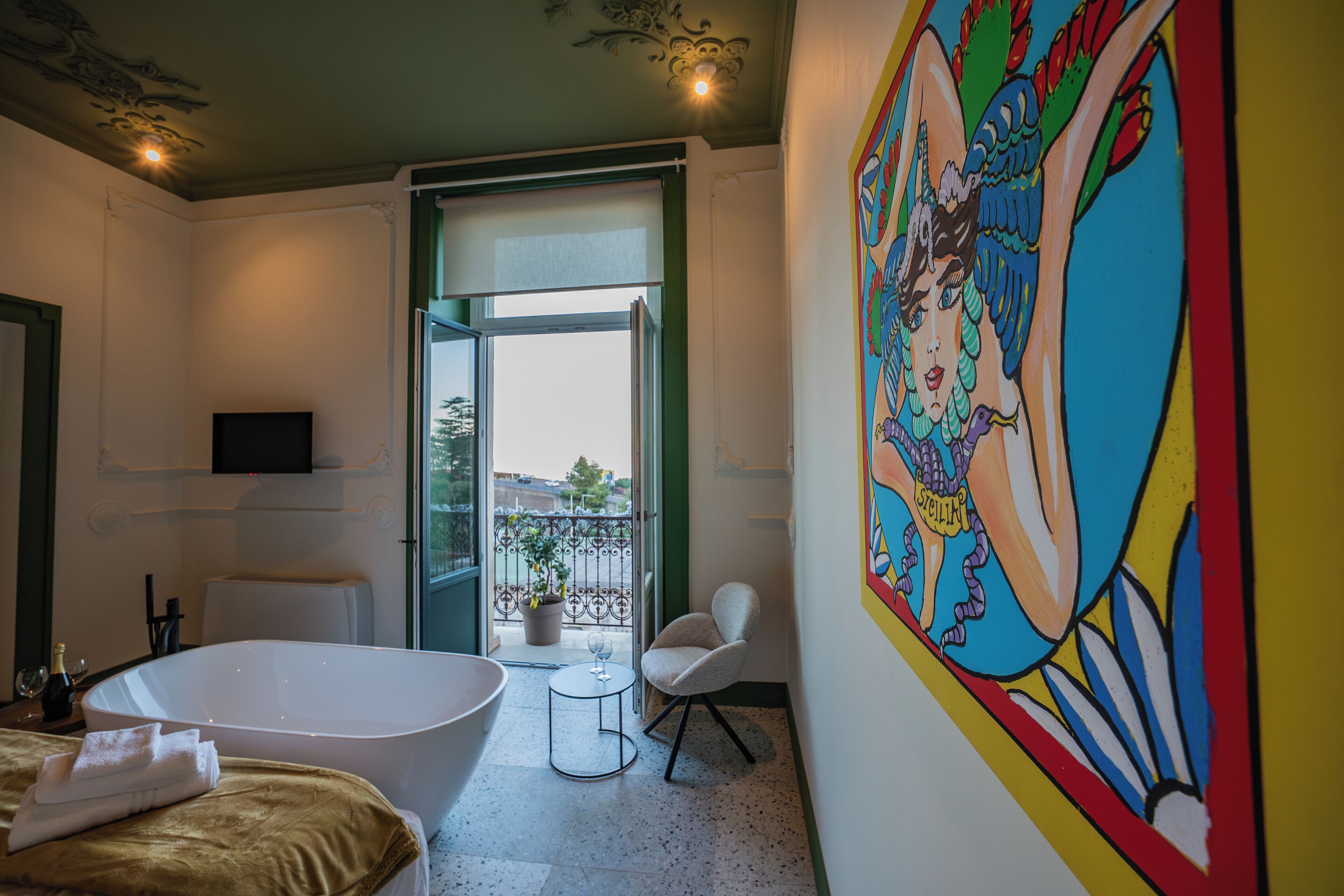 Quarto, 1 cama King, sacada, vista para o mar | Cortinas blackout, quartos à prova de som, Wi-Fi de cortesia