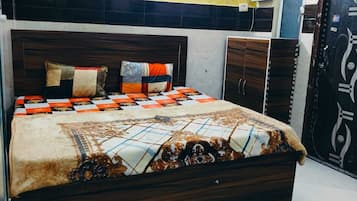 Quarto casal luxo | Wi-Fi de cortesia