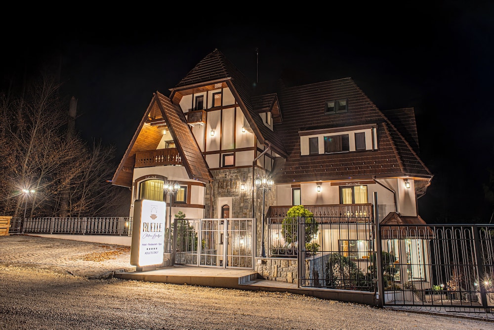 Ruelle Château Boutique - Sinaia