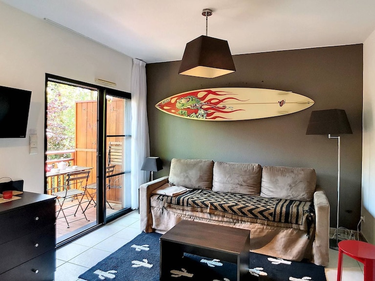 Bright Apartment In Messanges - 4 Pers, Pets Allowed, Parking - Messanges