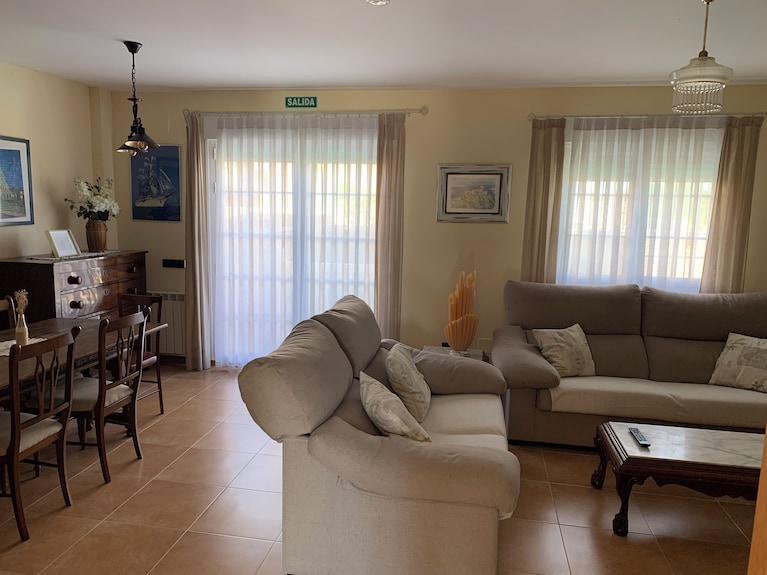 Chalet Villa María A 10 Min. De Puy Du Fou. Ideal Familias Y Grupo De Amigos - Toledo, España