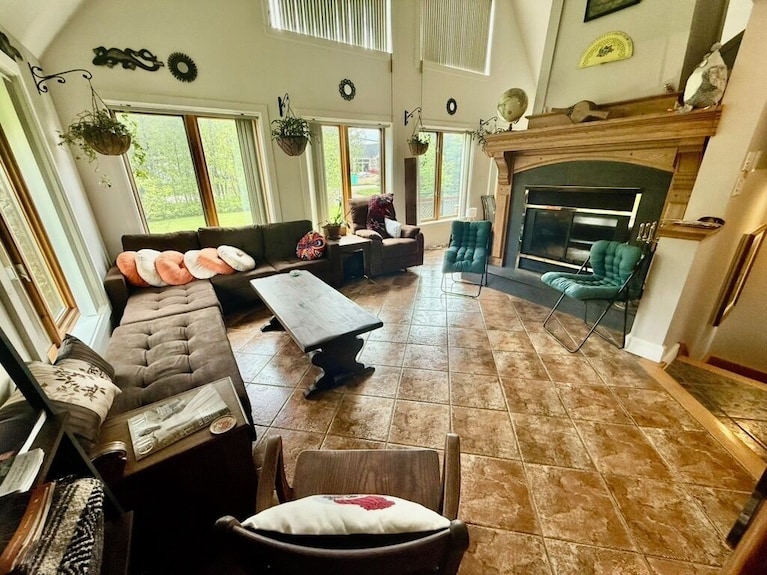 Charming Ski Cottage 30 Min From Quebec City. Chalet Du Hibou Voyageur. - Quebec