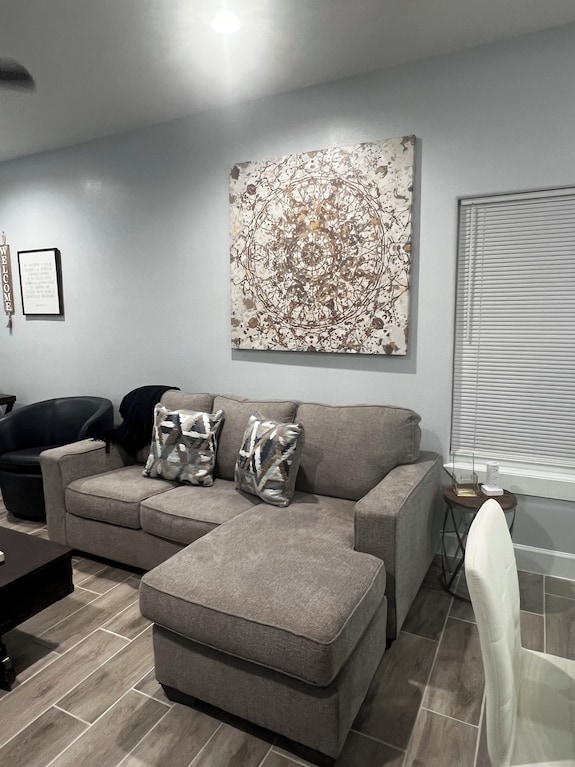 Quaint 2-bedroom House With Ac In Charming Mid-town Laredo. - Nuevo Laredo