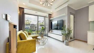 Suite Presidencial, 2 quartos, acesso ao Club Lounge, Vista para a cidade | Lençóis de algodão egípcio, roupa de alta qualidade, edredões de penas