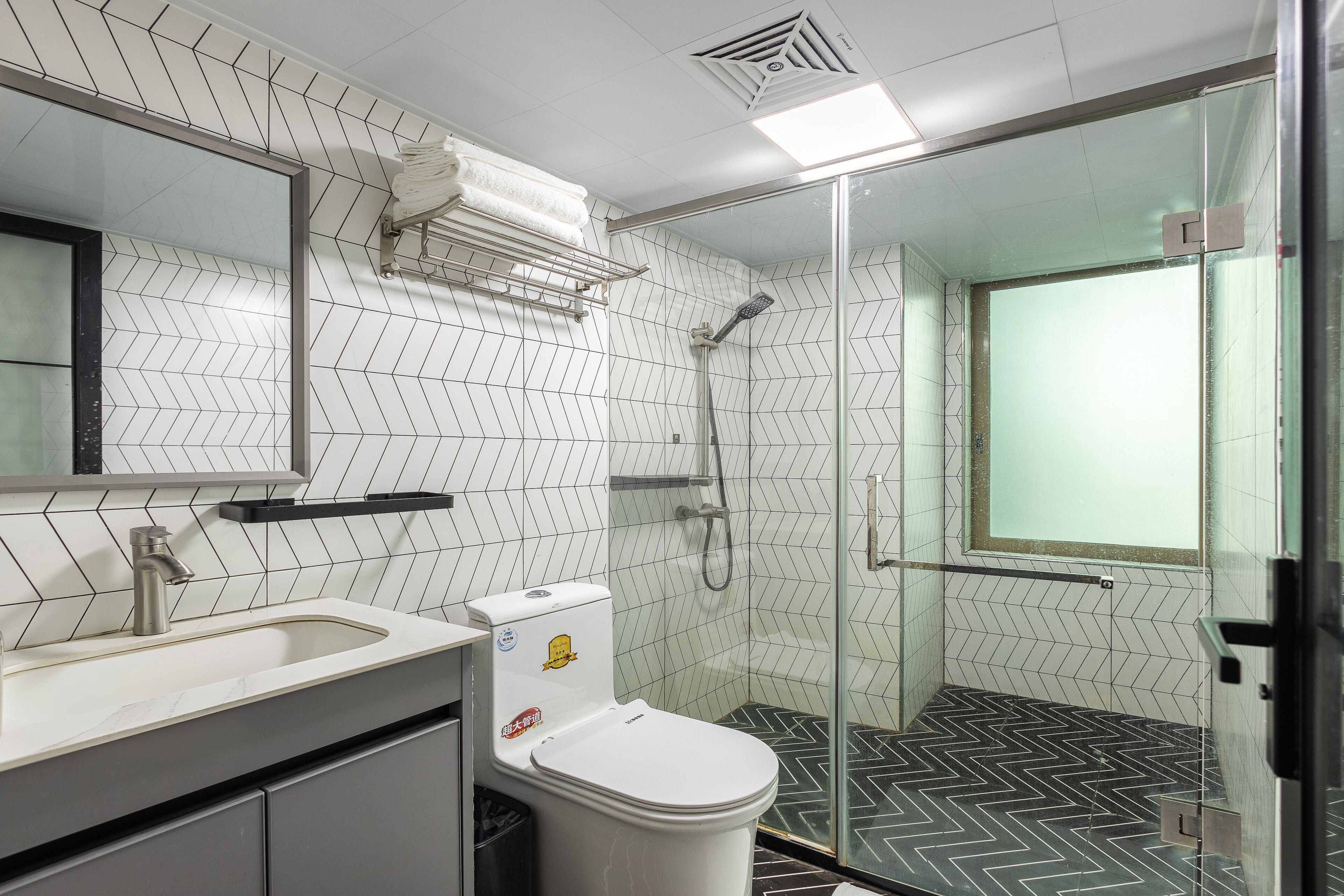 Quarto Duplo Básico, Vista para a cidade | Wi-fi grátis 