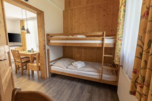 Apartamento | 2 quartos, roupa de cama fornecida 