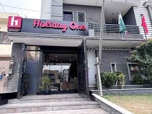 Fachada da propriedade