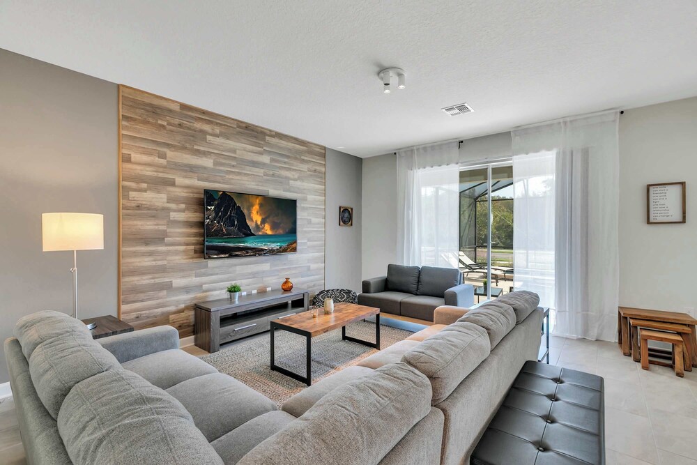 Classy 6br Home With Private Pool - Kissimmee