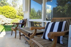 Fourseagulls 4 Seagull Ave Chiton Reviews, Deals & Photos 2026 ...