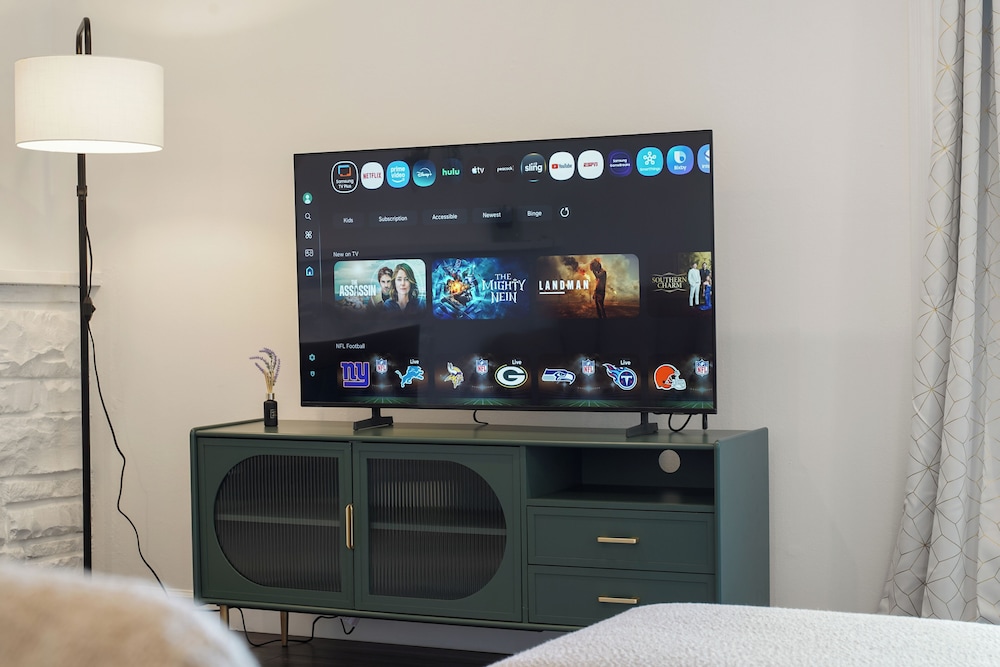 Lakefront Retreat  Waterviews 3br 1.5ba - Belmont, CA