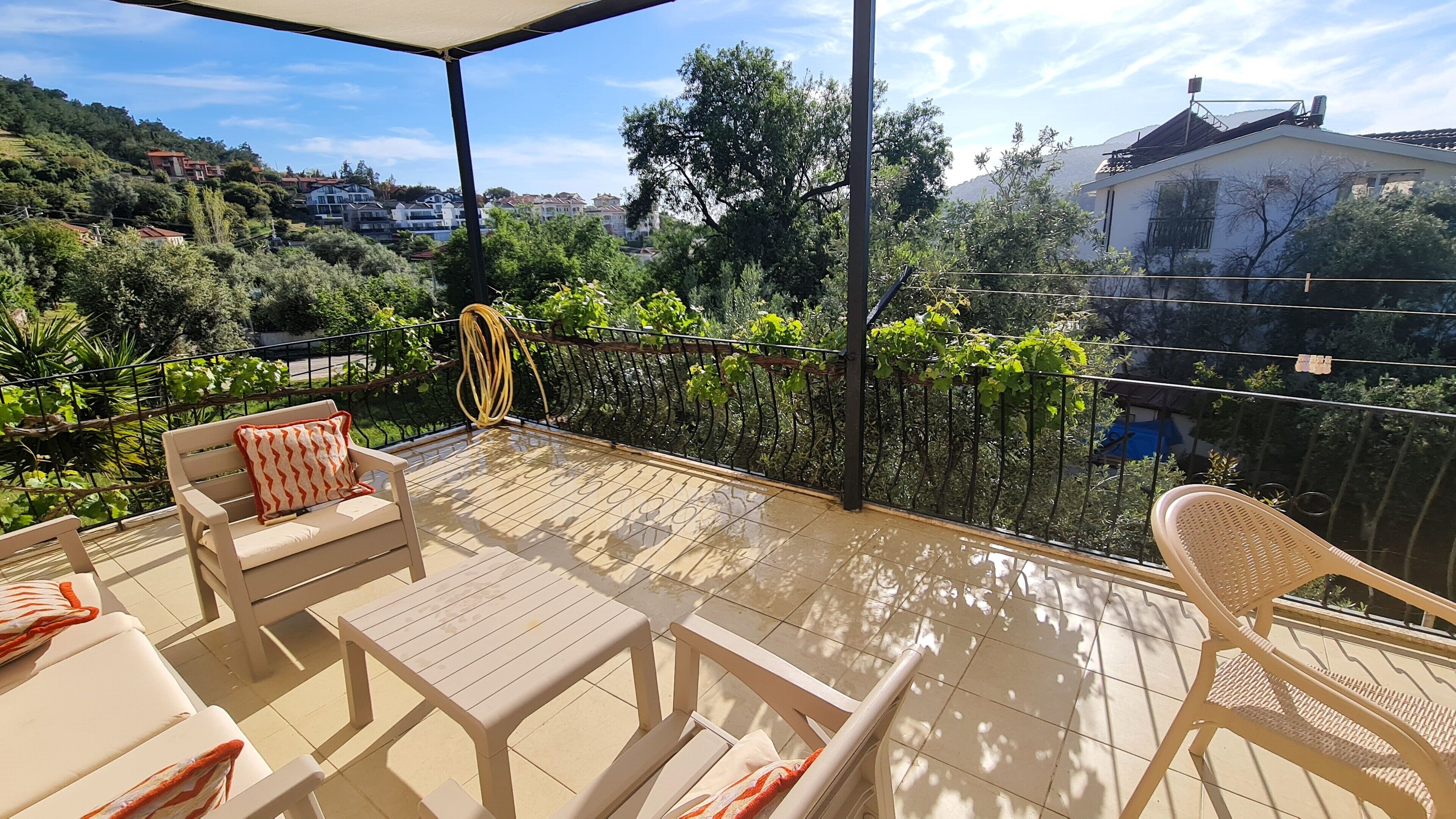 Casa luxo, vista para o jardim | Terraço/pátio