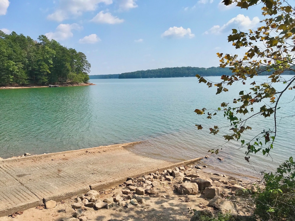 Bungalow By The Lake - Lake Sidney Lanier, Gainesville