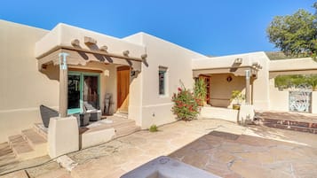 Casa (2 Bedrooms) | Interior