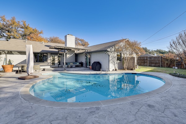 2 Mi To Galleria Dallas: Group Retreat W/ Yard! -