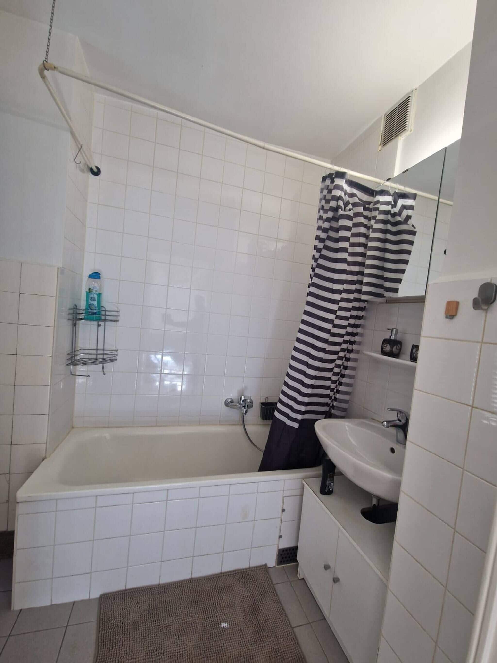 Apartamento, 1 quarto | Banheiro