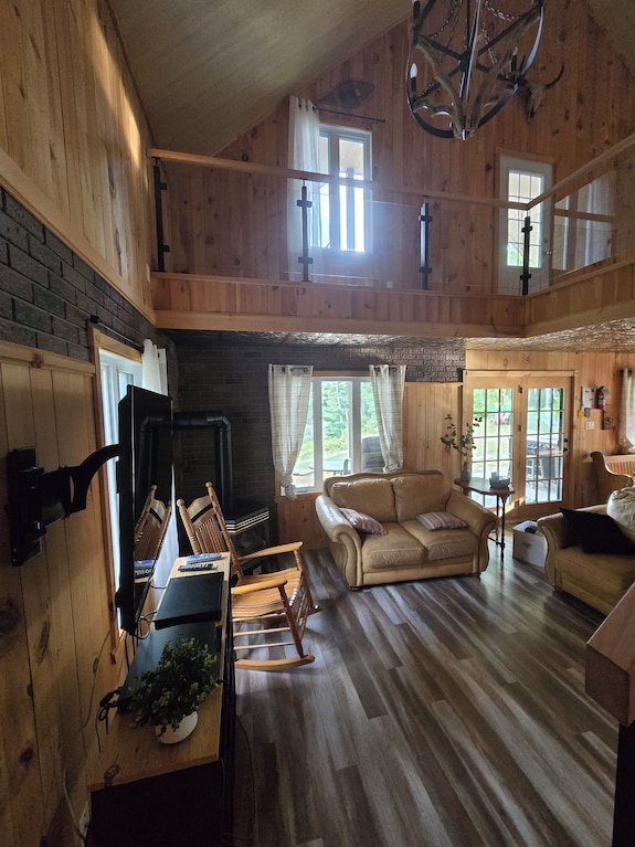 Chalet Coeur De Loup With Spa - Quebec