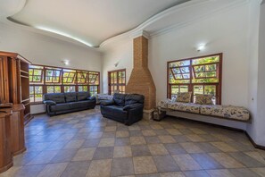 Casa c Piscina e Churrasqueira em Condom nio Reviews, Deals & Photos ...