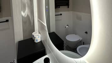 Quarto | Banheiro | Chuveiro, bidê