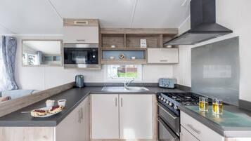 Talheres/pratos/utensílios de cozinha