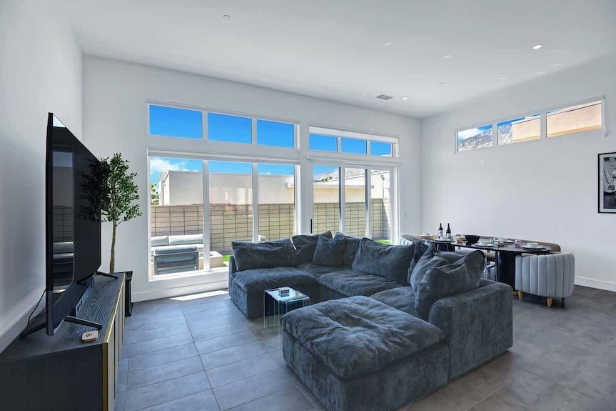 Pet-friendly Home With Heated Spool Fire Pit - Palm Springs, CA