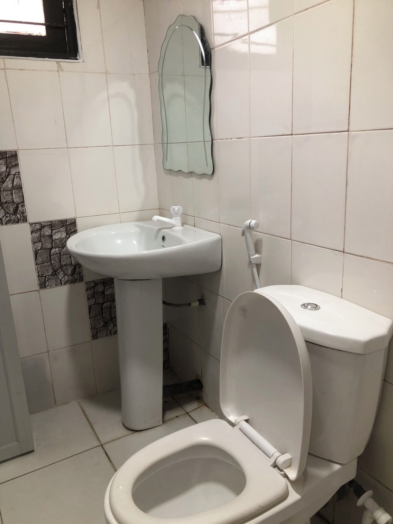 Quarto Duplo Económico | Casa de banho